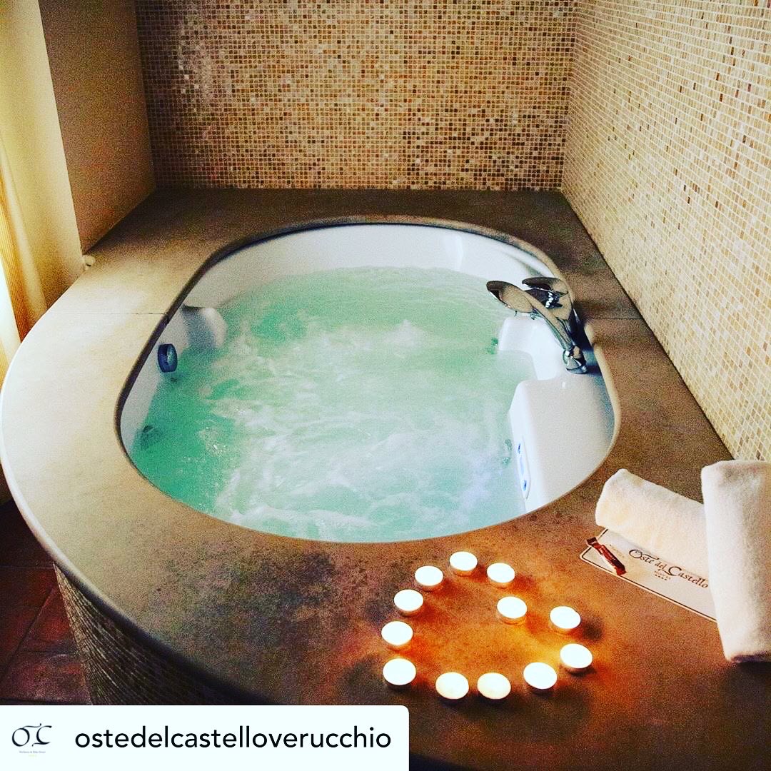 SUITE PRESTIGE, VASCA JACUZZI E ACCESSO SPA IN ESCLUSIVA PER LA COPPIA