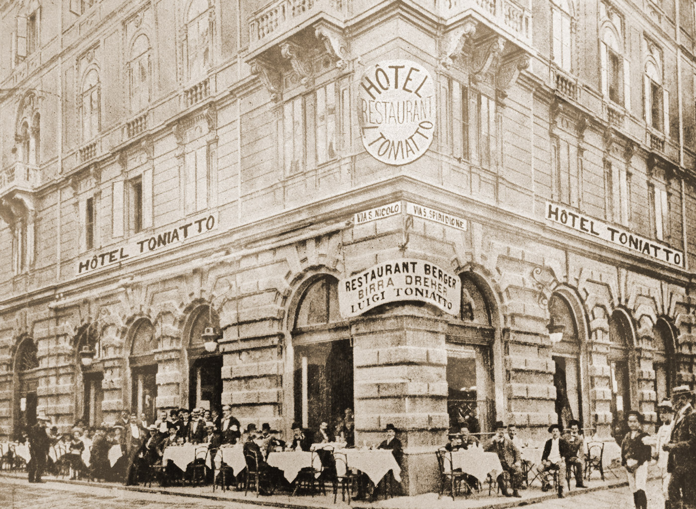 The Begins Hotels - La Storia - Hotel Continentale Trieste